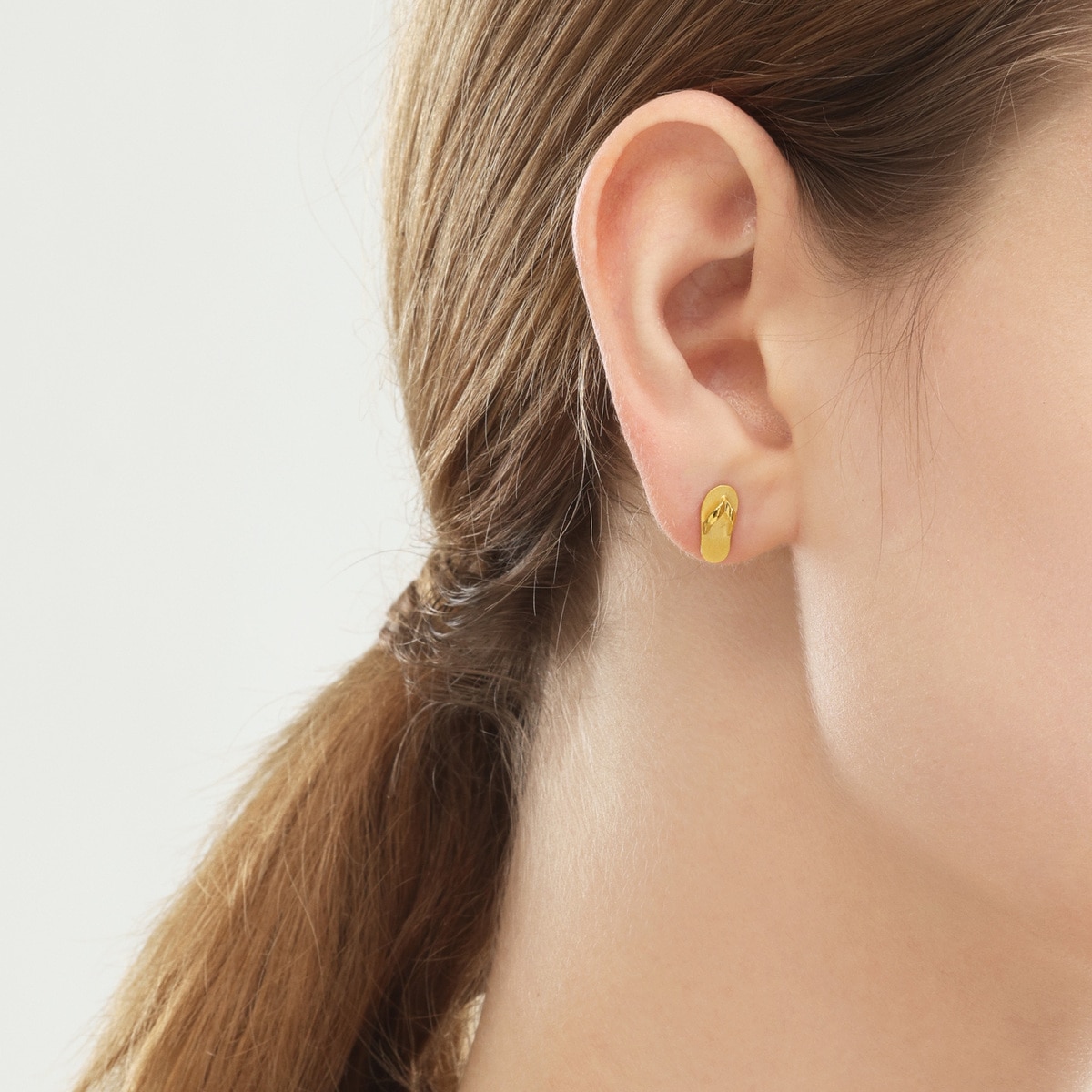 999.9 Gold Sandal Earrings | 68707E(~0.049 tael) | Chow Sang Sang Jewellery